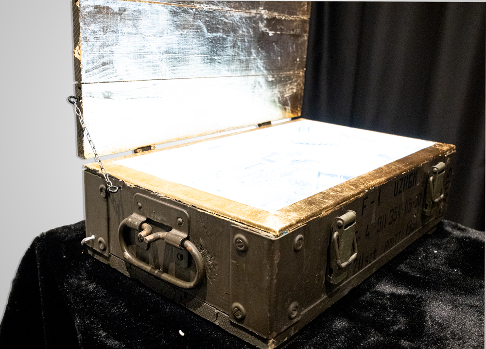Gangster treasure box - CJS Gallery